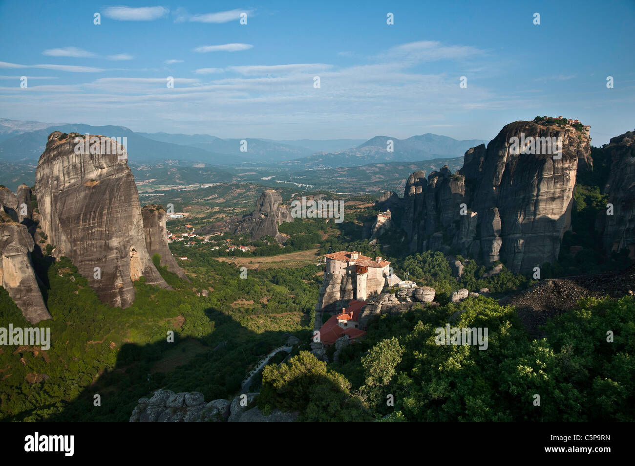 Rock formations meteora greece hi-res stock photography and images - Alamy