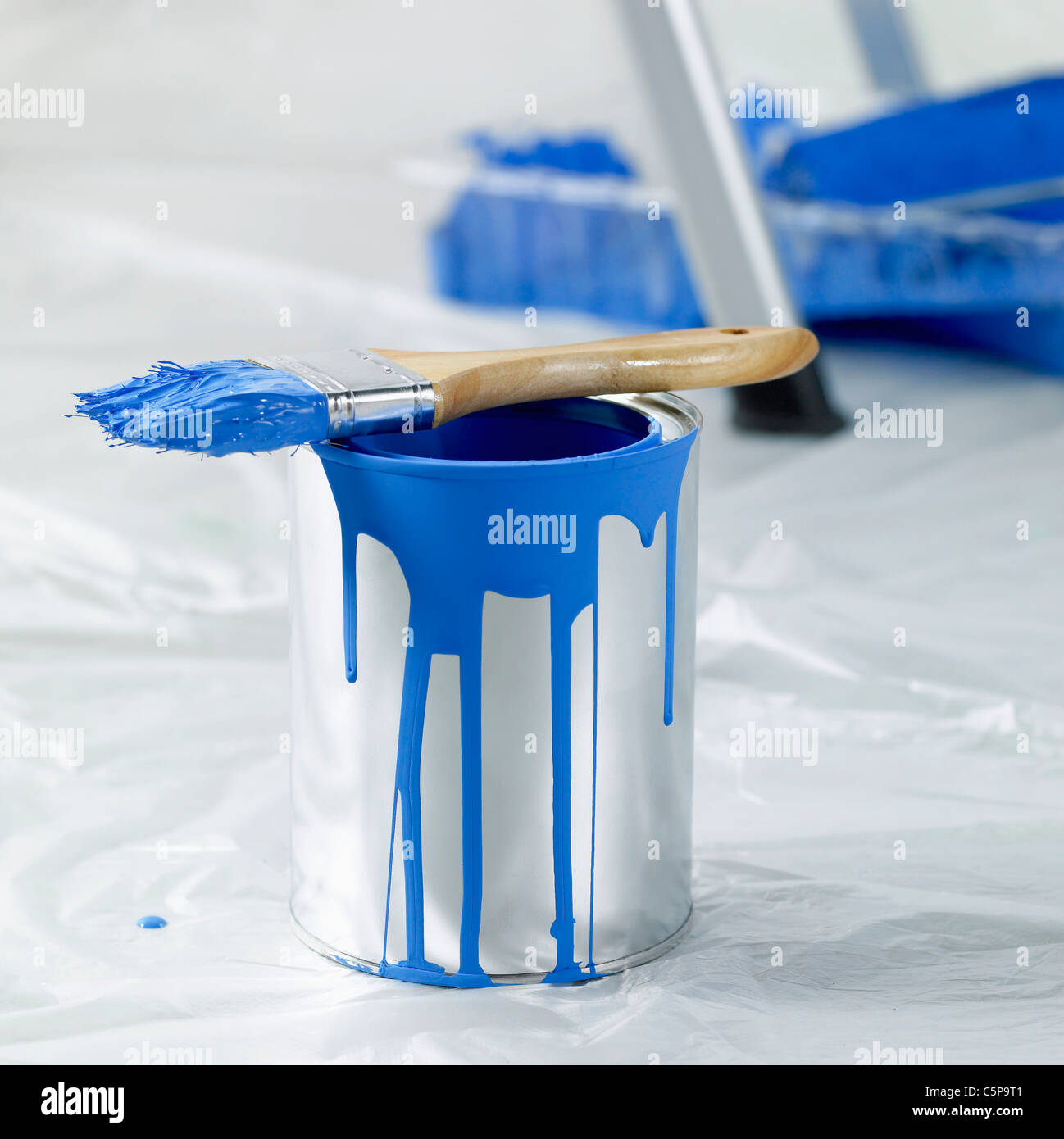 Blue paint bucket hi-res stock photography and images - Alamy