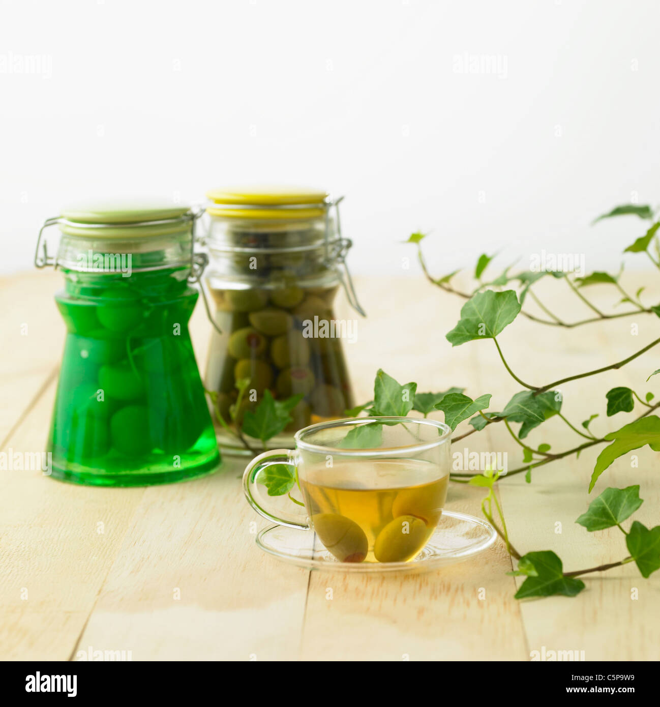 Le olive hi-res stock photography and images - Alamy