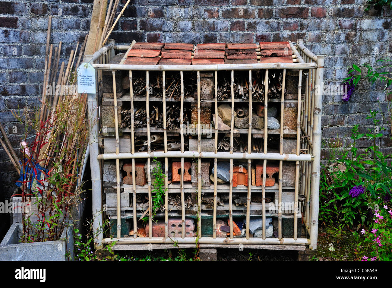 Insect hotel brick hi-res stock photography and images - Alamy
