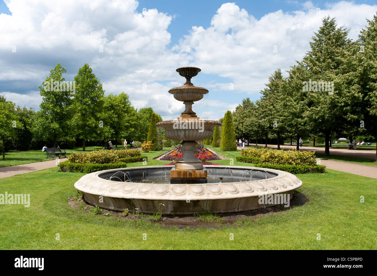 Regents park hi-res stock photography and images - Alamy