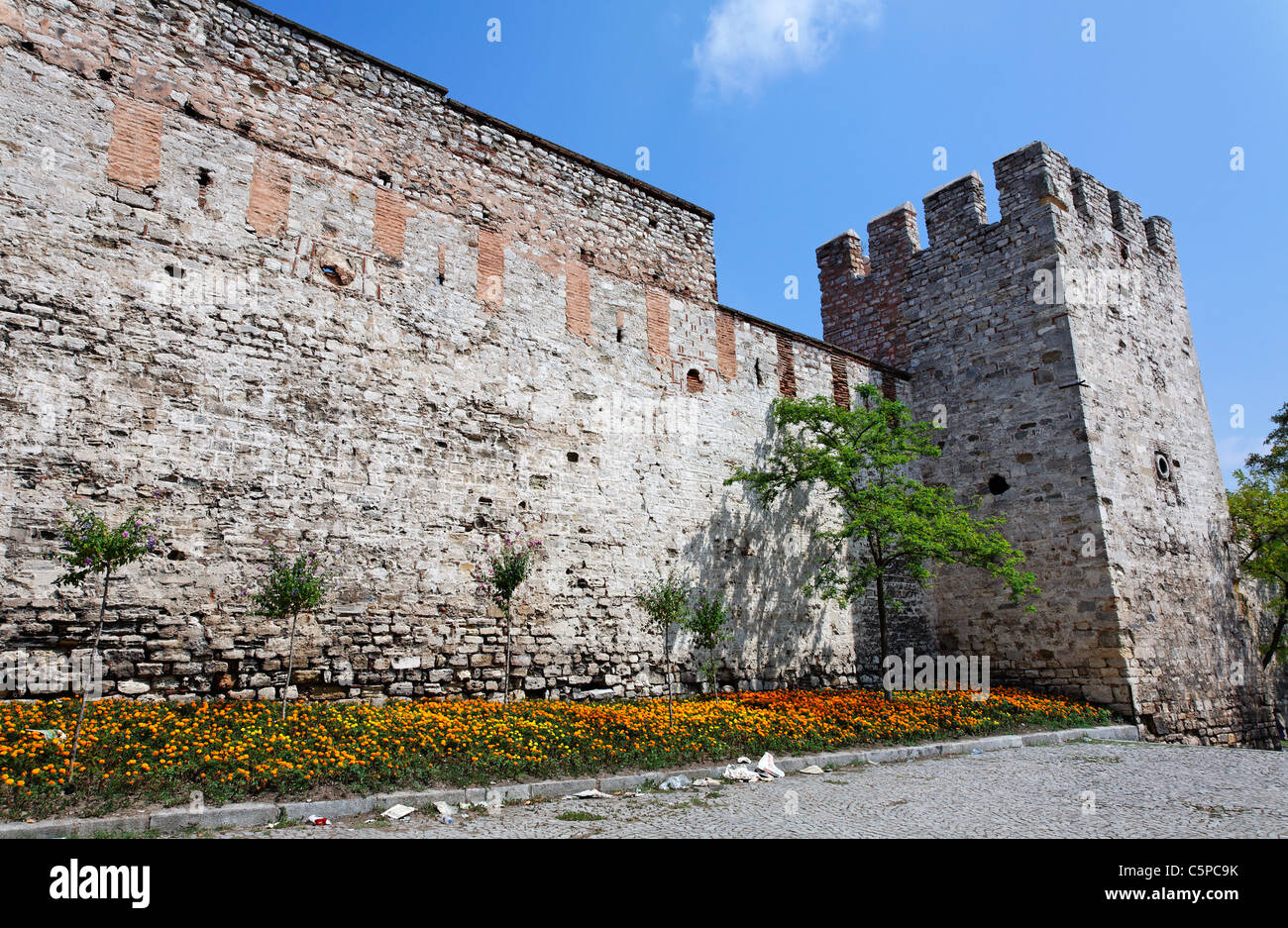 Topkapi Palace Exterior Stock Photos & Topkapi Palace Exterior Stock ...