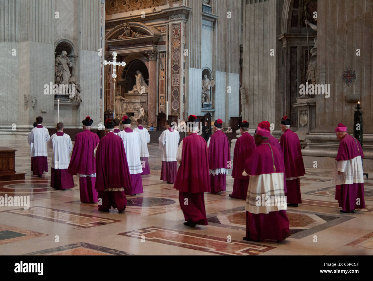 Roman catholic cardinals hi-res stock photography and images - Alamy