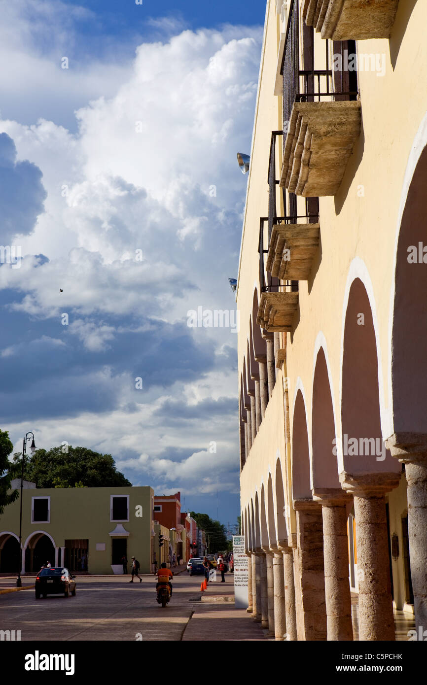 Valladolid, Yucatán, Mexico, street view Stock Photo - Alamy