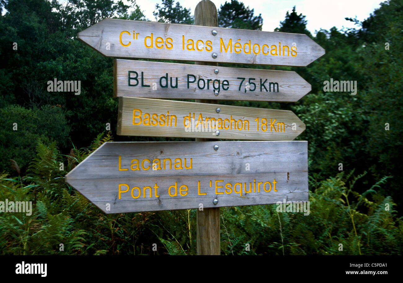 Signs forest hi-res stock photography and images - Alamy