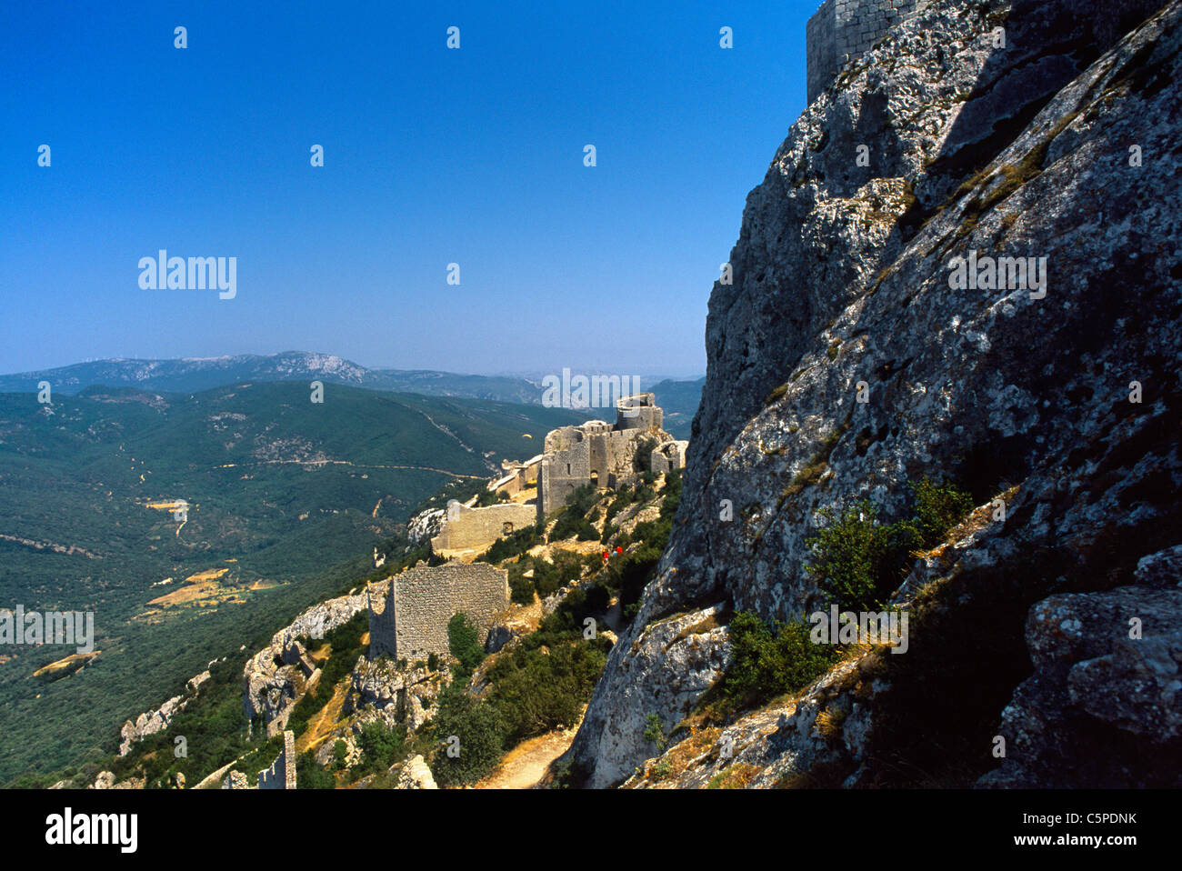 Chateau chateau peyrepertuse hi-res stock photography and images - Alamy