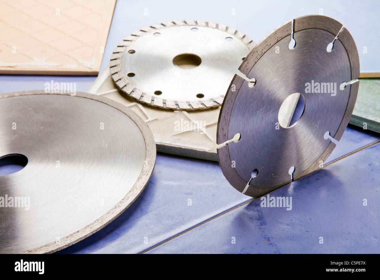 Diamond discs for cutting of tile Stock Photo - Alamy