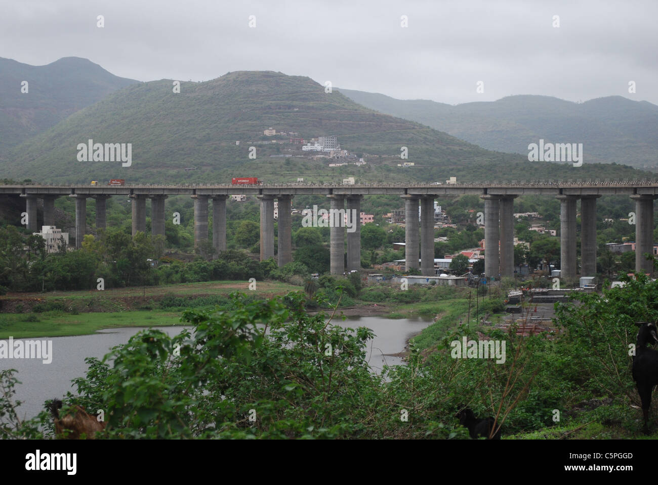 A very tall valley bridge Stock Photo - Alamy