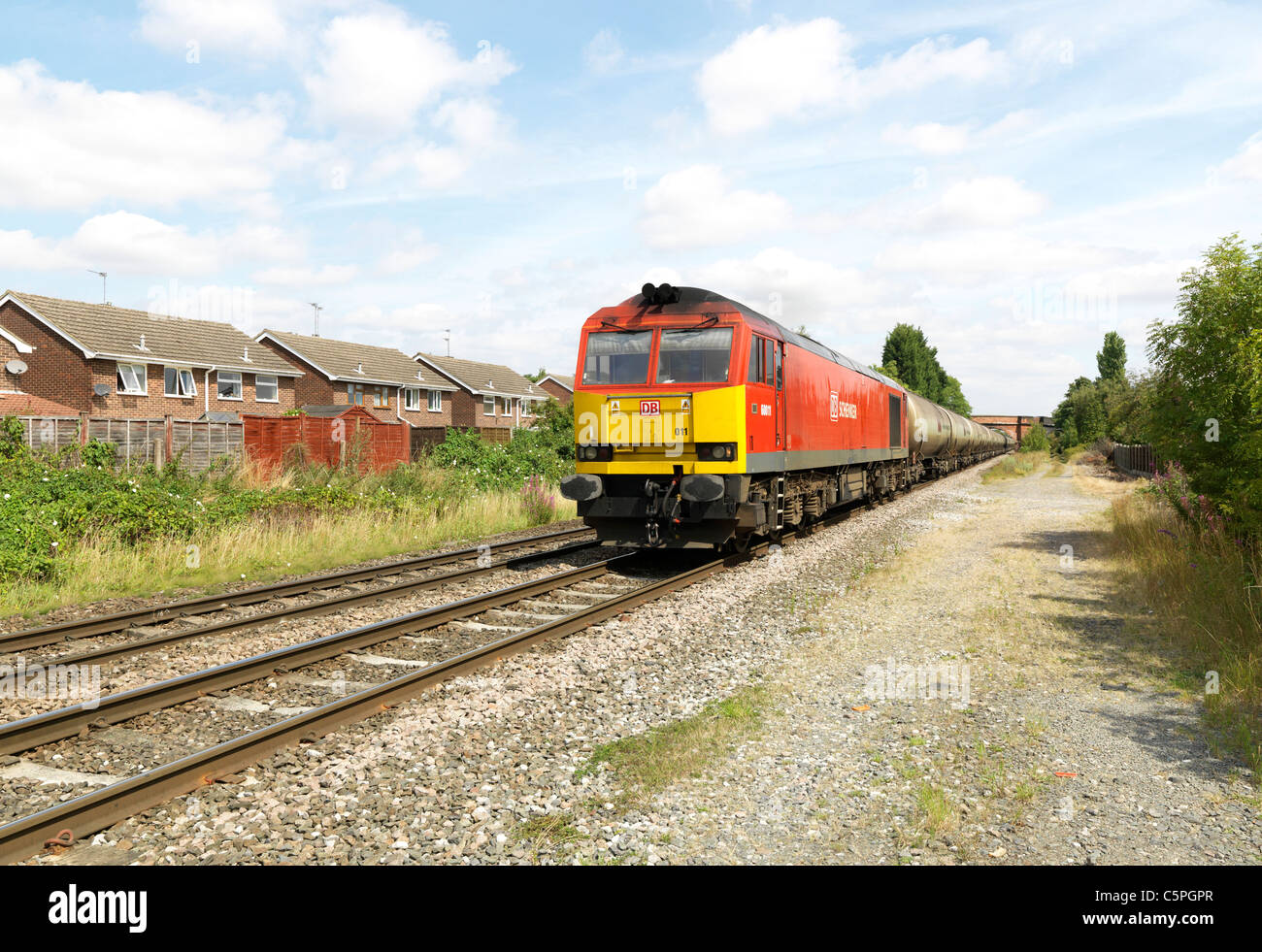 Yellow diesel locomotive hi-res stock photography and images - Alamy