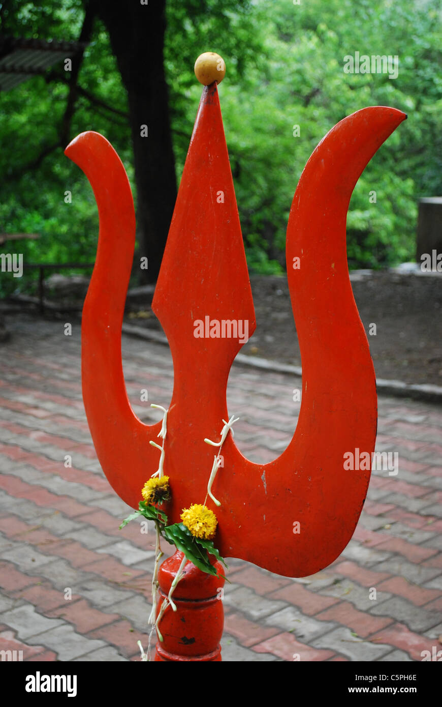 Trishul hi-res stock photography and images - Alamy