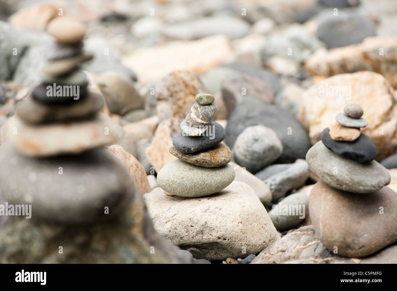 Stacks of balanced pebbles on Abereiddy Beach in North Pembrokeshire ...