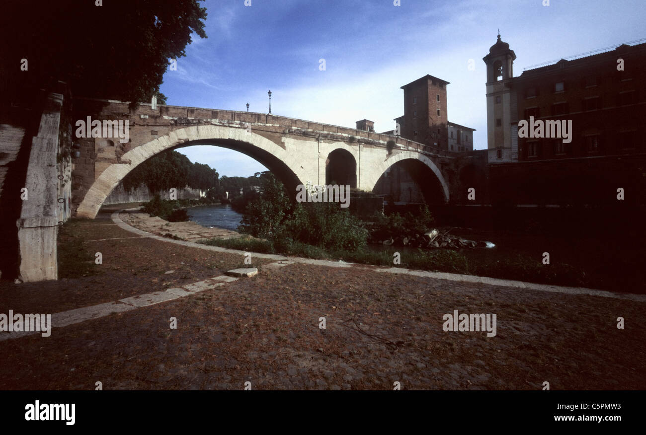 Ponte Fabricio, Rome [...] Stock Photo - Alamy