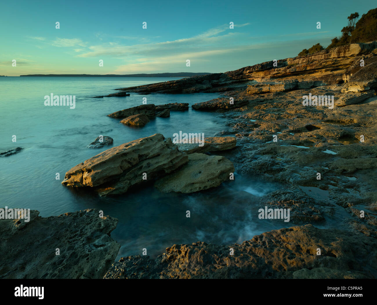 Sloping platform hi-res stock photography and images - Alamy