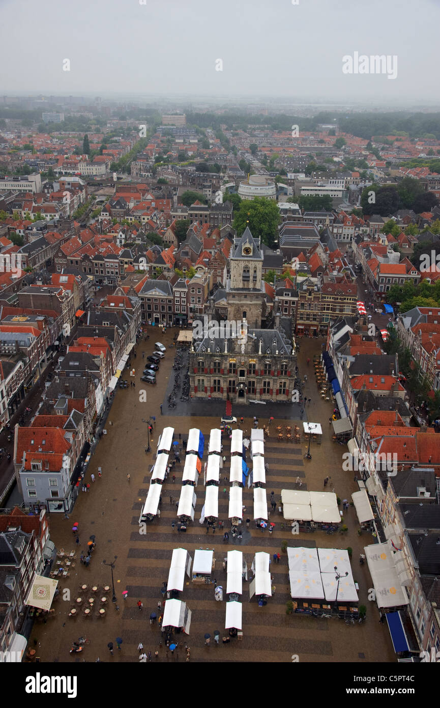 Delft market square hi-res stock photography and images - Alamy