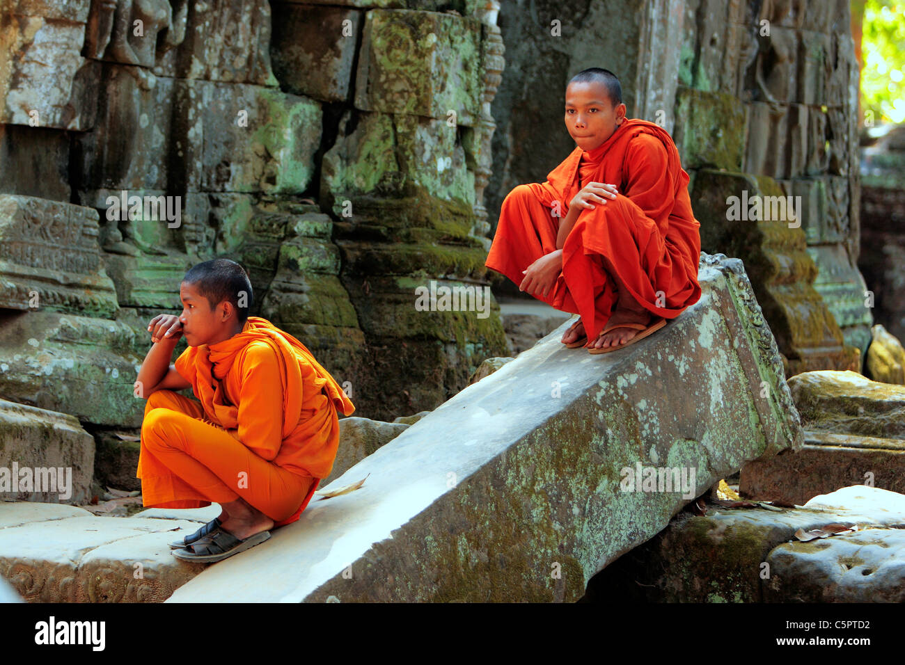 Cambodia boys hi-res stock photography and images - Alamy