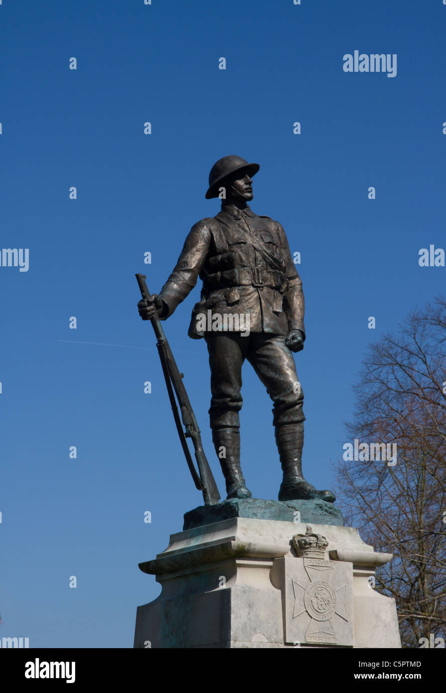 World war one memorial statue uk hi-res stock photography and images ...