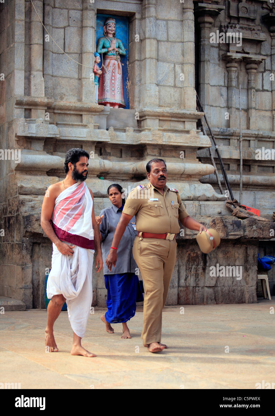 Tamil men hi-res stock photography and images - Alamy