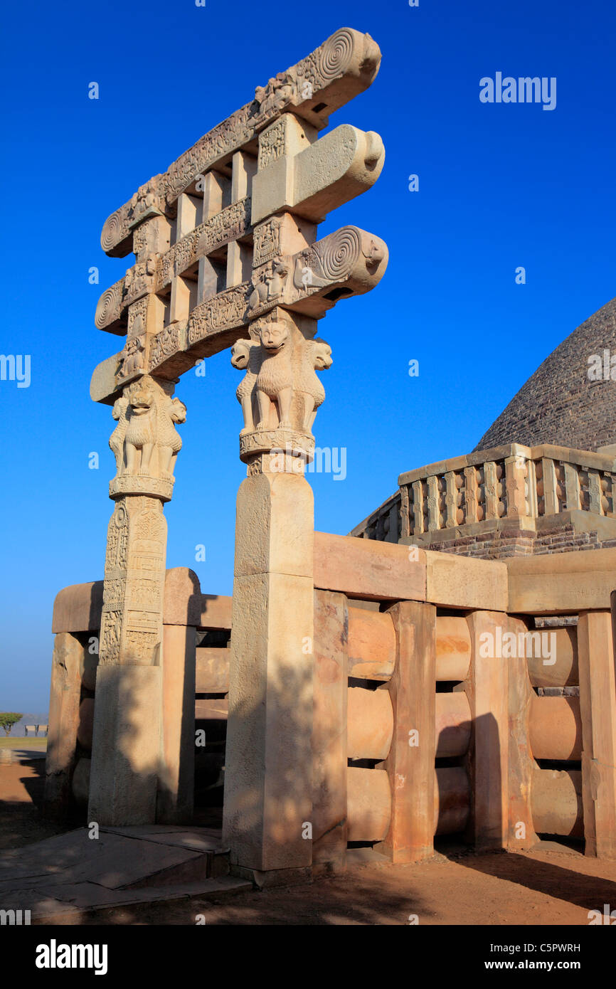 Buddhist monuments: torana of big stupa (1st century AD), UNESCO World ...