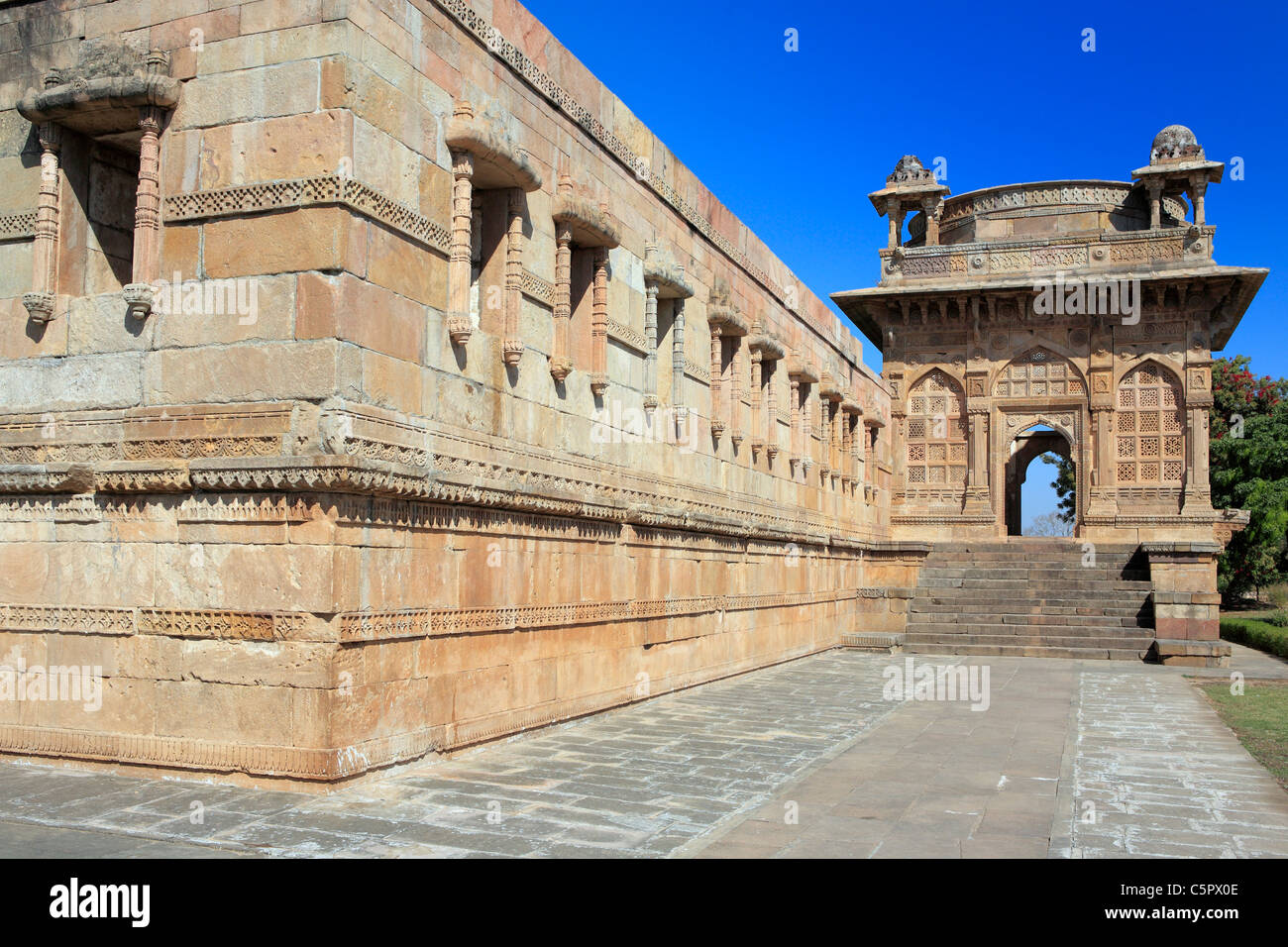 Mosque (15th-16th century), UNESCO World Heritage site, Champaner ...
