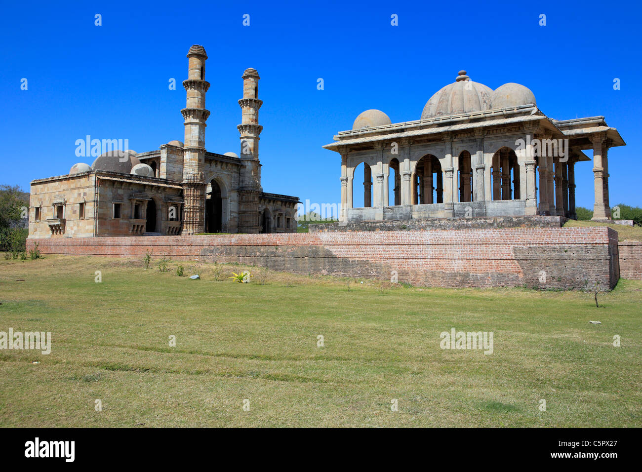 Mosque (15th-16th century), UNESCO World Heritage site, Champaner ...