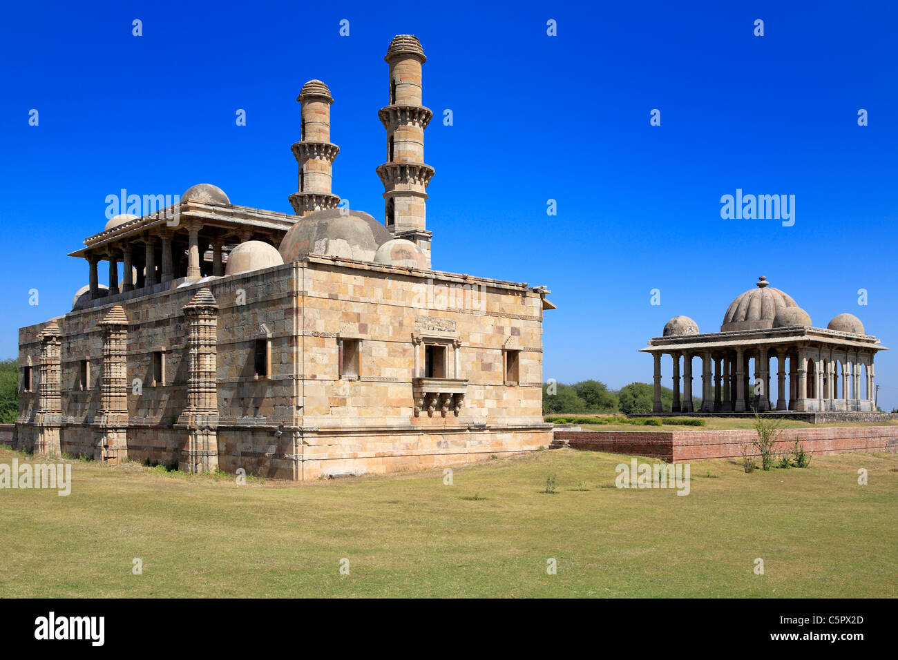 Mosque (15th-16th century), UNESCO World Heritage site, Champaner ...