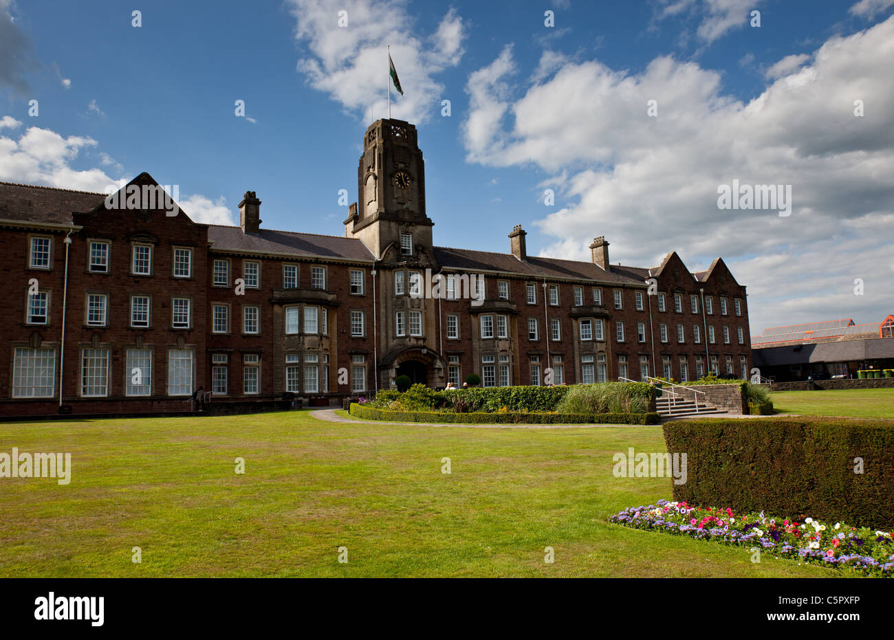 University of wales newport hi-res stock photography and images - Alamy