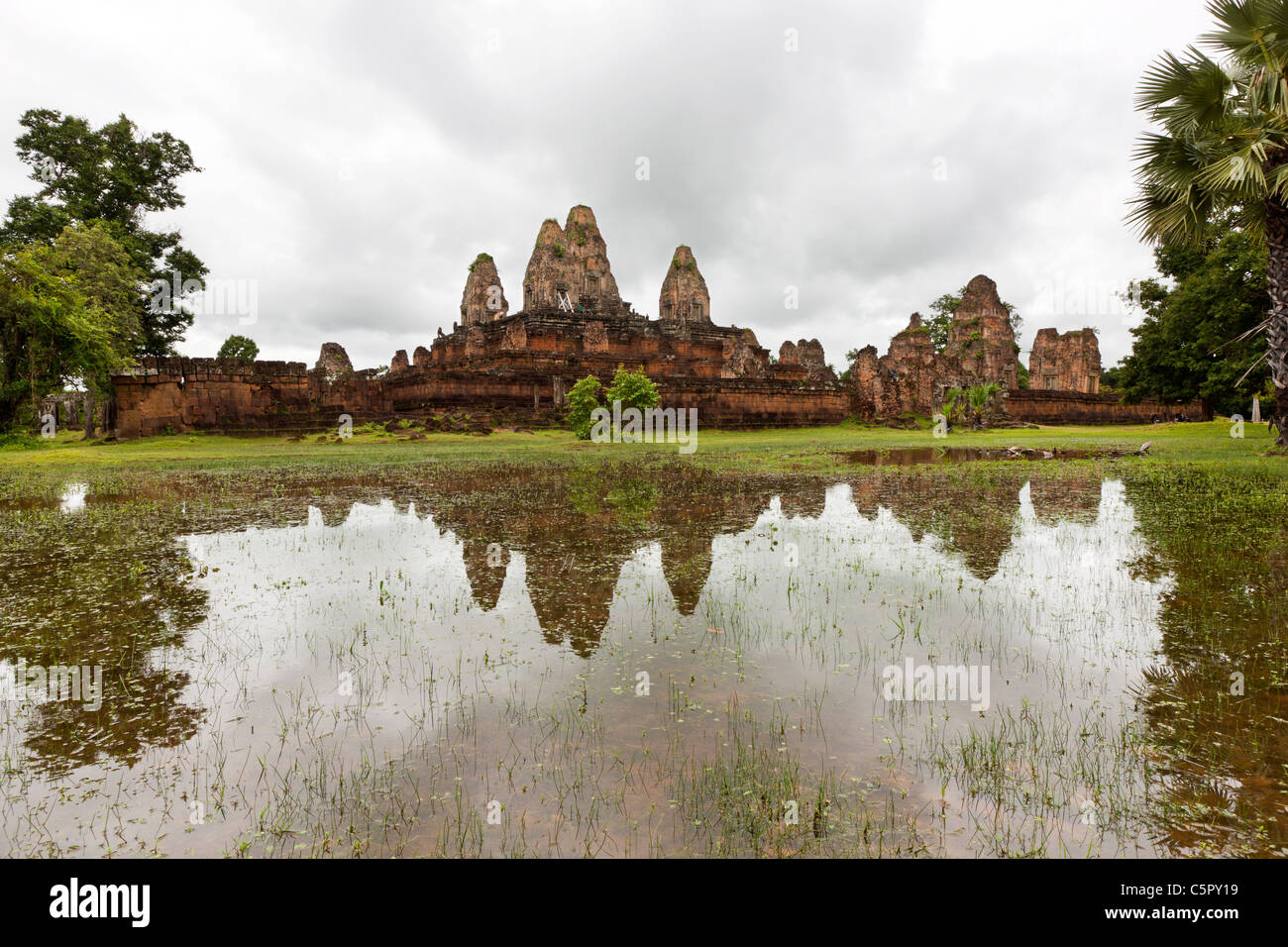 Prasat Pre Rup (turn the body), Angkor, UNESCO World Heritage Site ...
