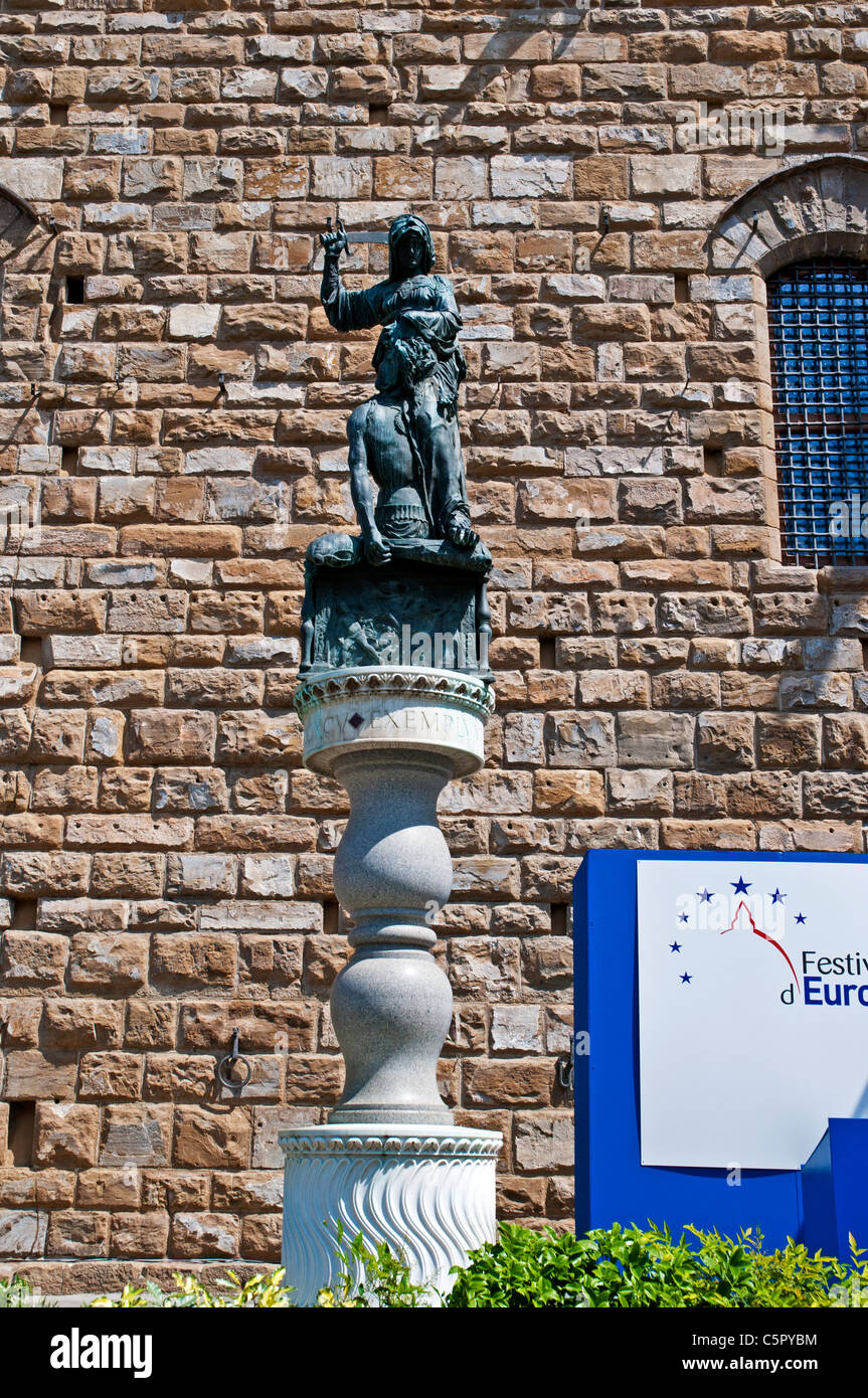 Judith Agus Holofernes Donatello Donatello And The Putto In The