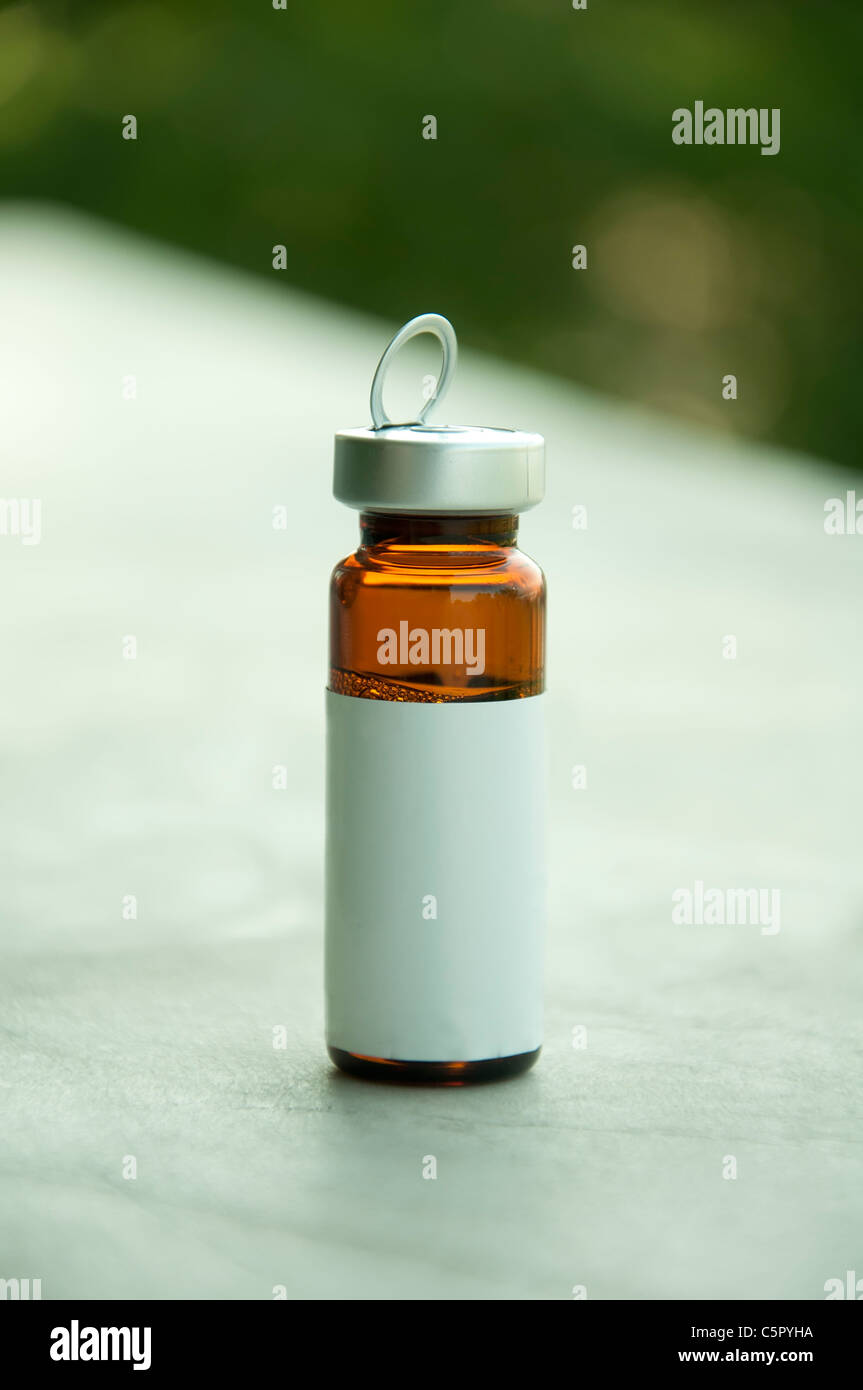 White chemistry bottle label hi-res stock photography and images - Alamy
