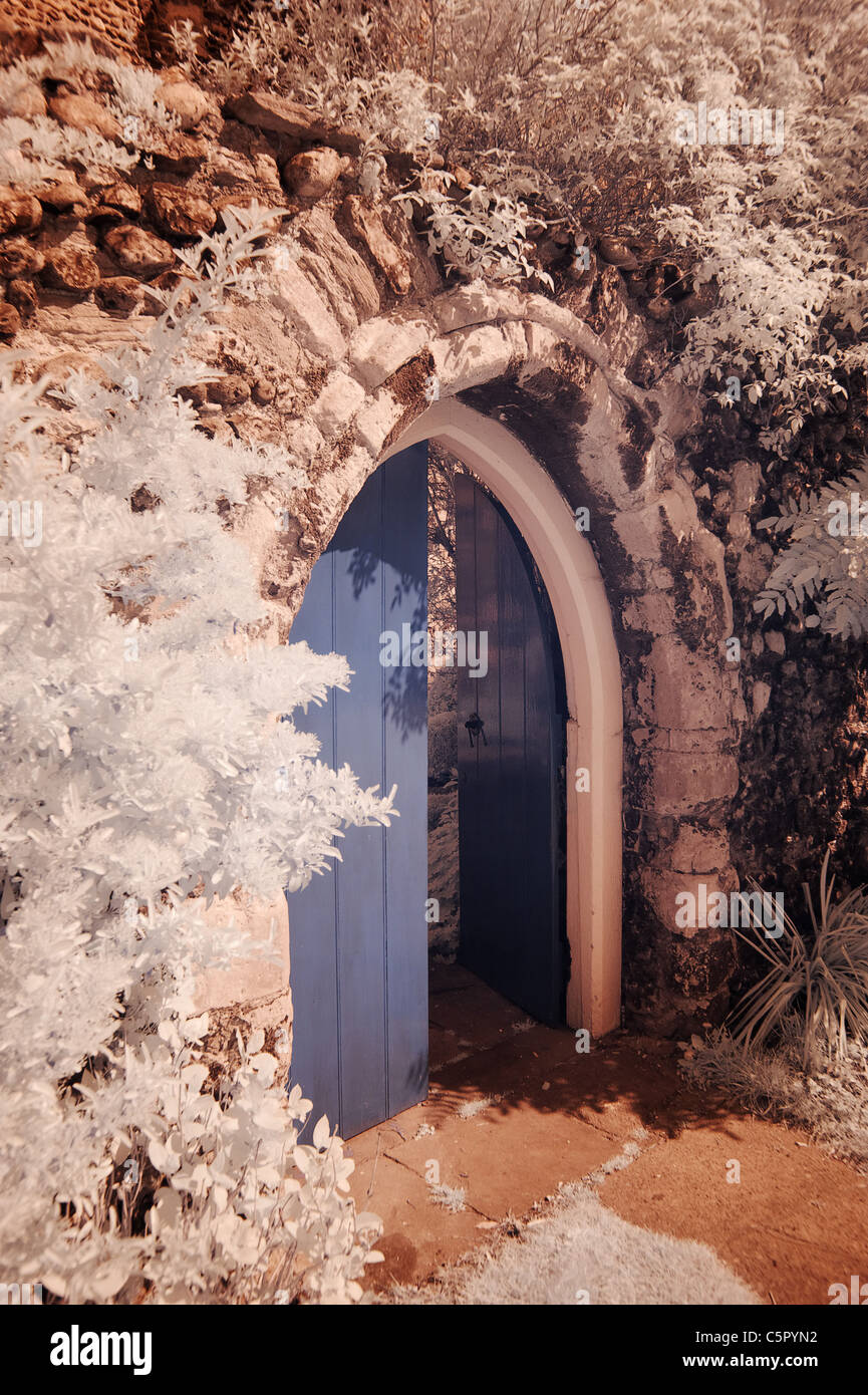 Door - St Peter's Church, Sandwich Stock Photo - Alamy