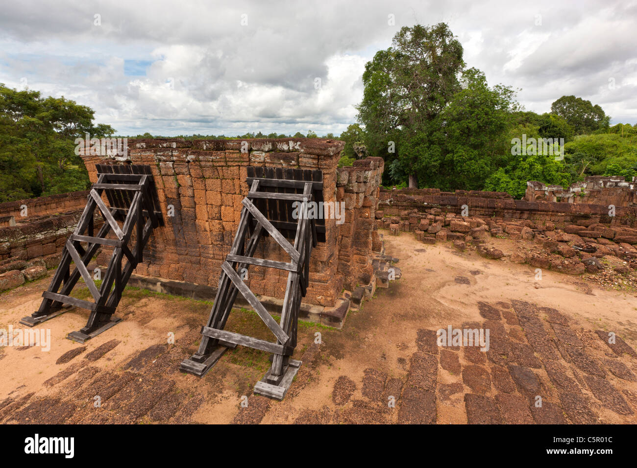 Prasat Pre Rup (turn the body), Angkor, UNESCO World Heritage Site ...