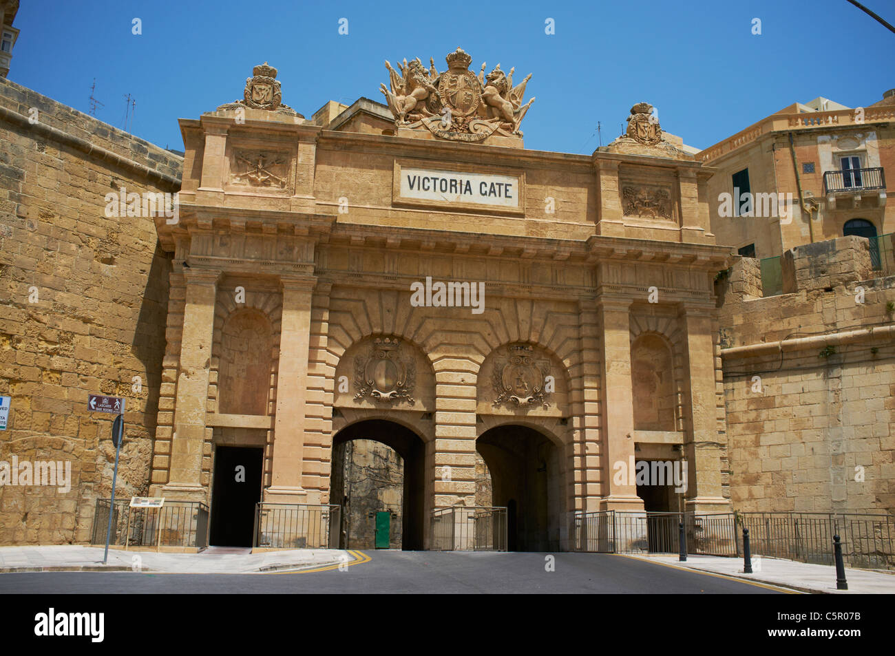 Victoria Gate Valletta Malta Stock Photo - Alamy