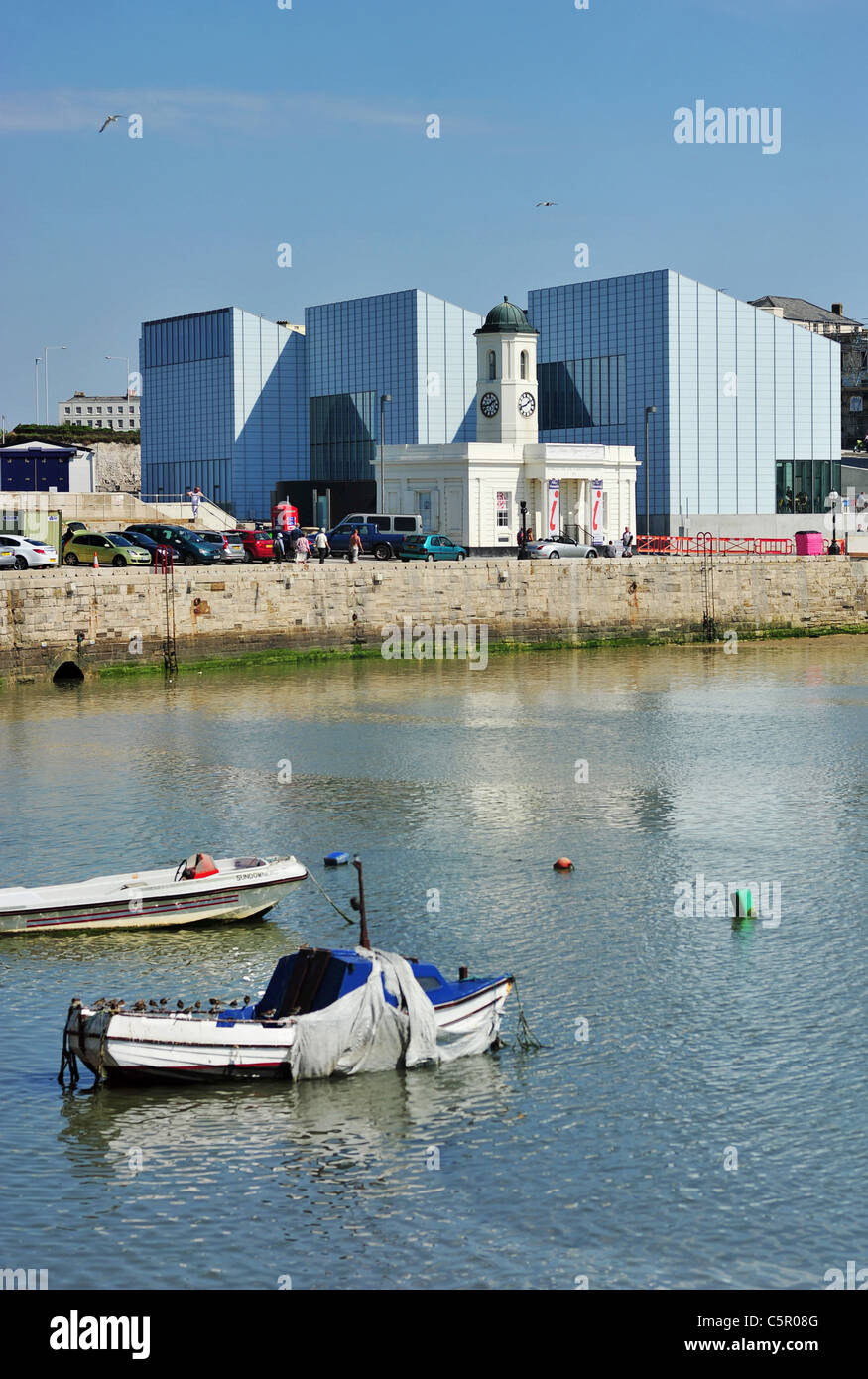 Turner Contemporary art gallery Stock Photo - Alamy