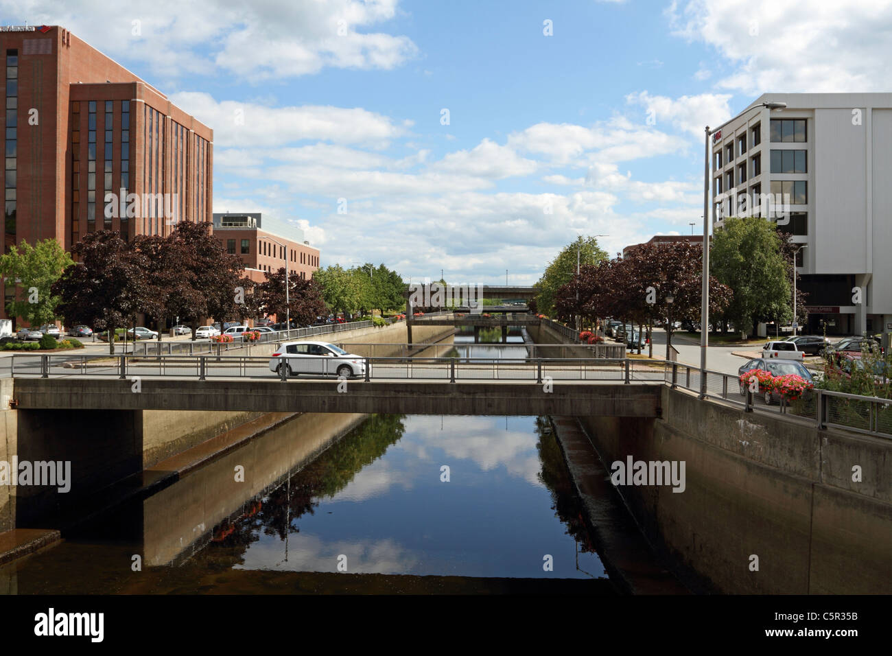 Downtown bangor maine hi-res stock photography and images - Alamy