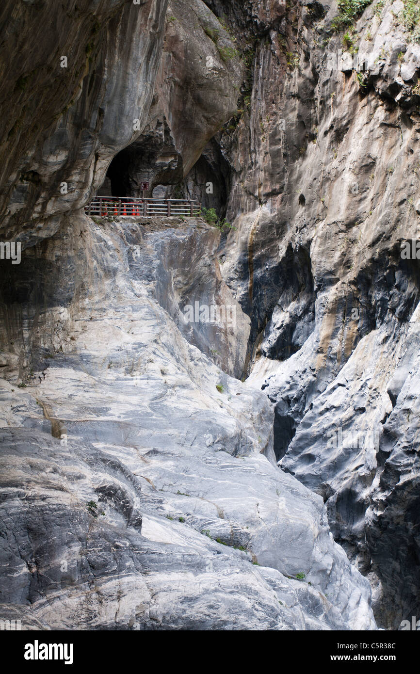 Cliffside tunnel's gallery and marble canyons, Tunnel of Nine Turns ...