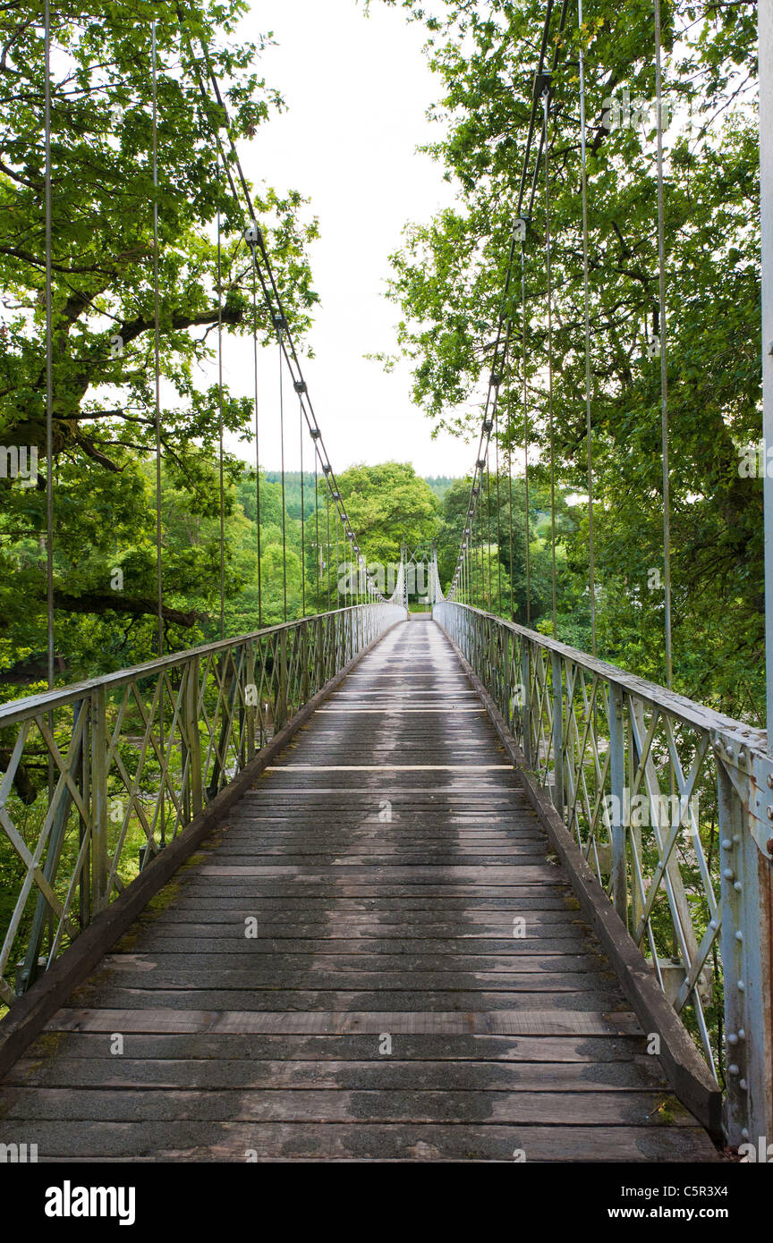 Narrow water bridge hi-res stock photography and images - Alamy