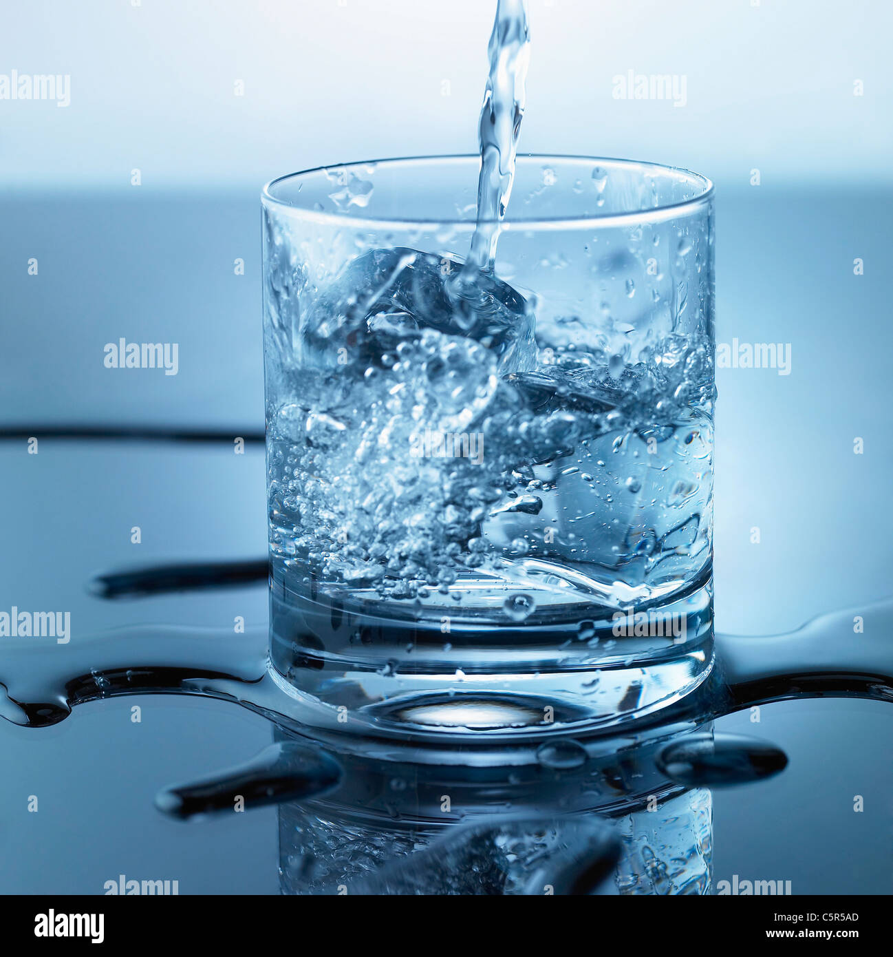 Glass water spill hi-res stock photography and images - Alamy