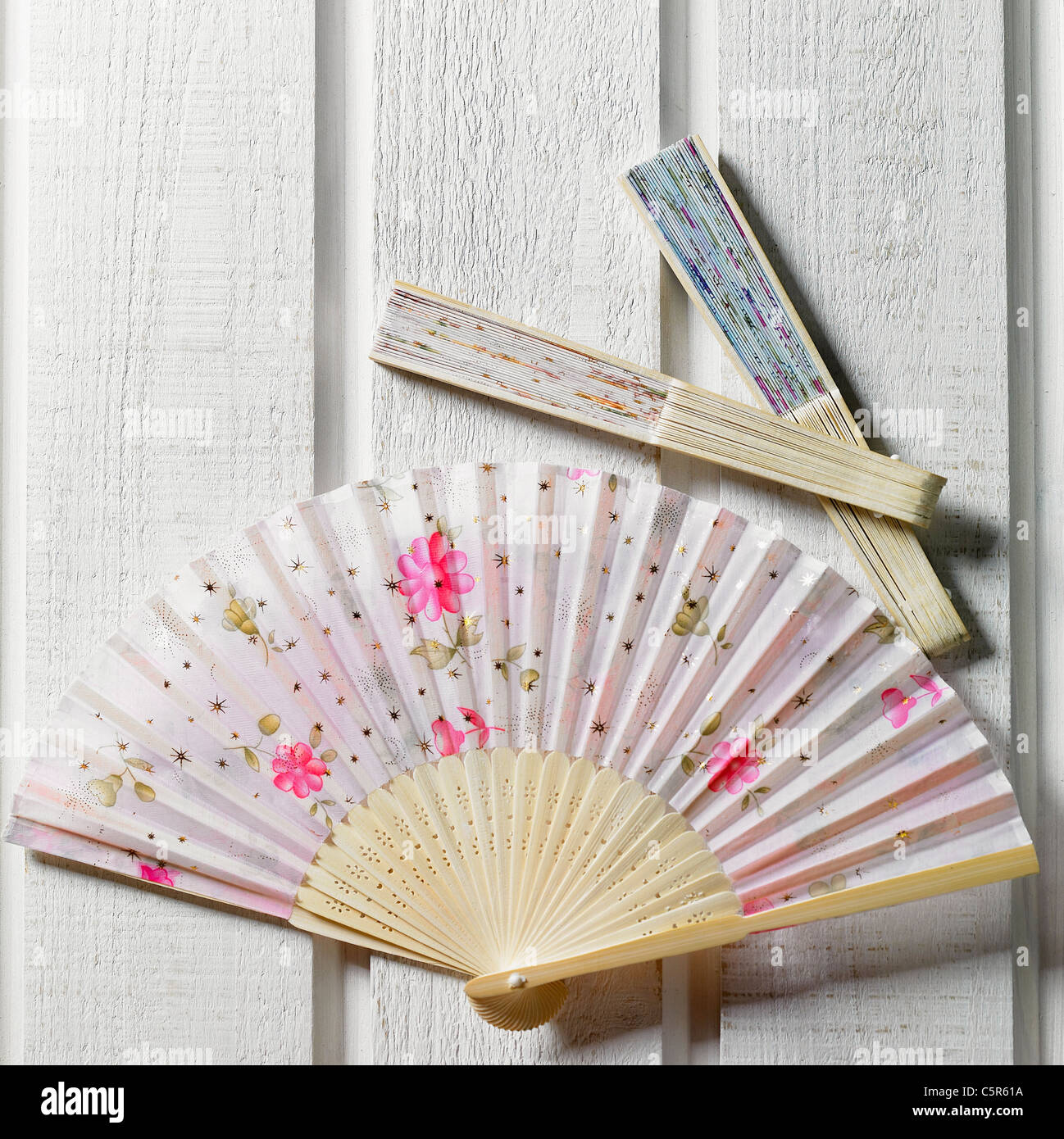 O folding hi-res stock photography and images - Alamy