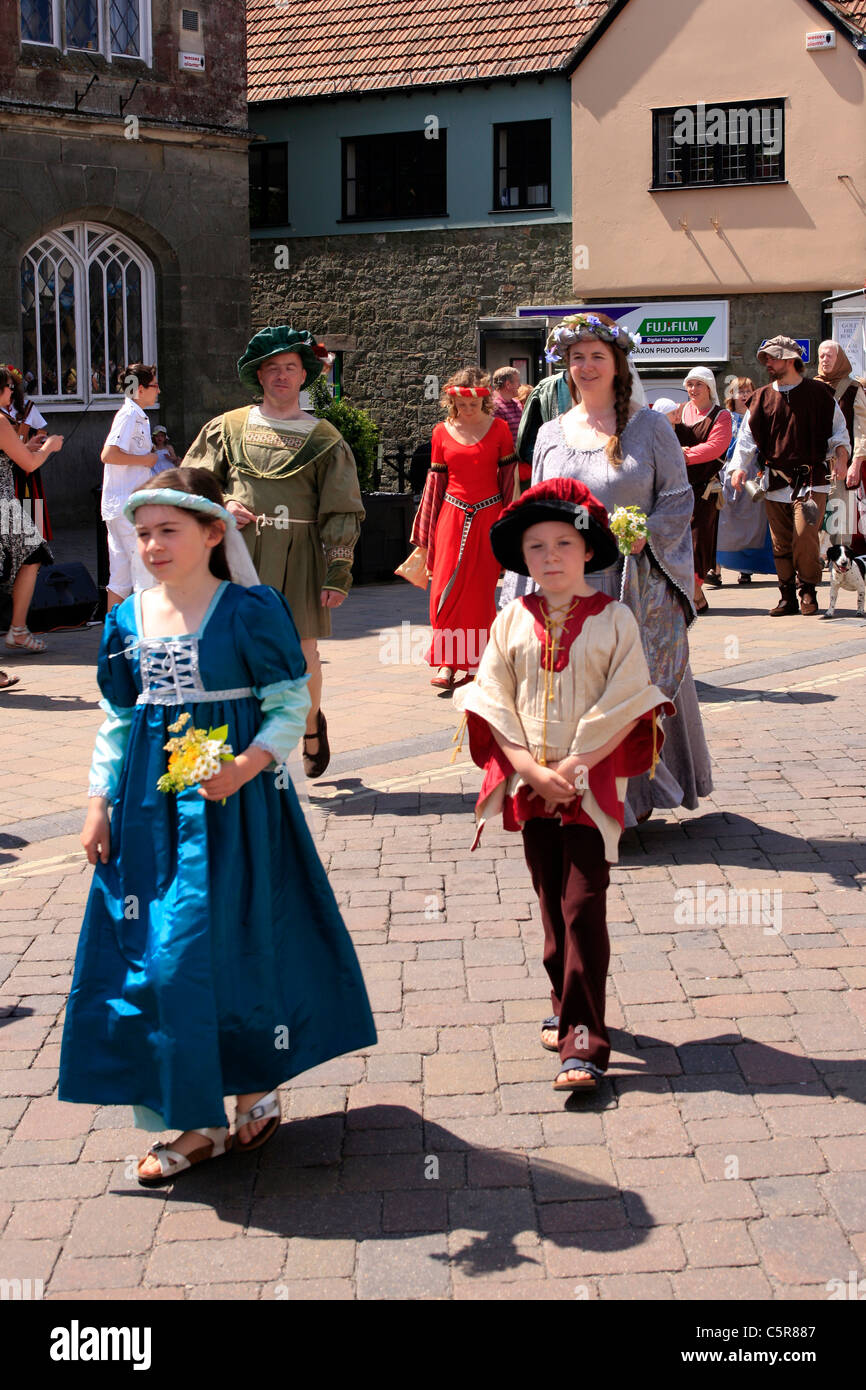 Procession of people dressed in Medieval costumes during Shaftsbury's ...