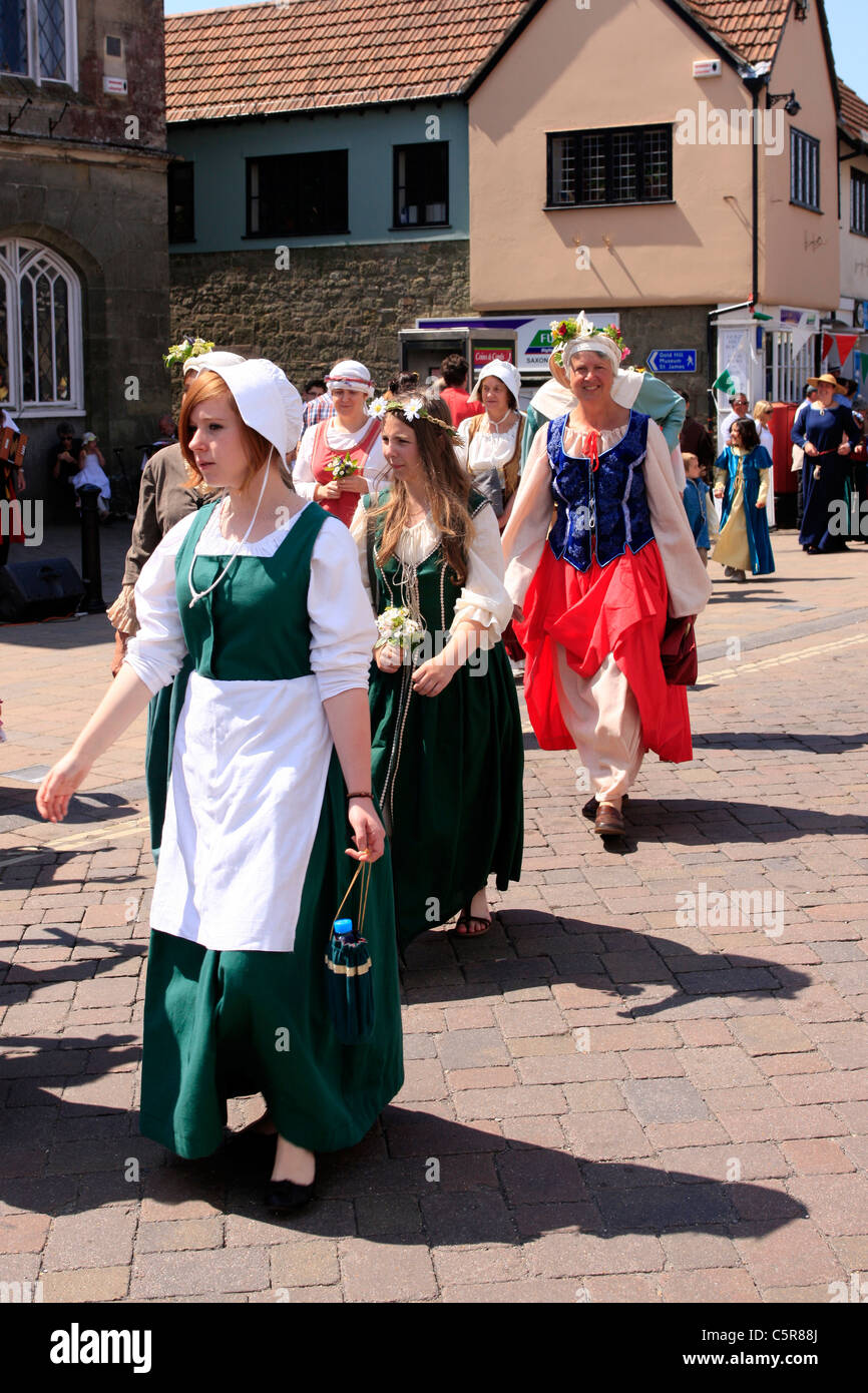 Procession of people dressed in Medieval costumes during Shaftsbury's ...