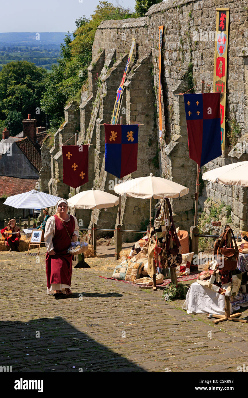 Medieval Pageant down Gold Huill at Shaftsbury Dorset Stock Photo - Alamy