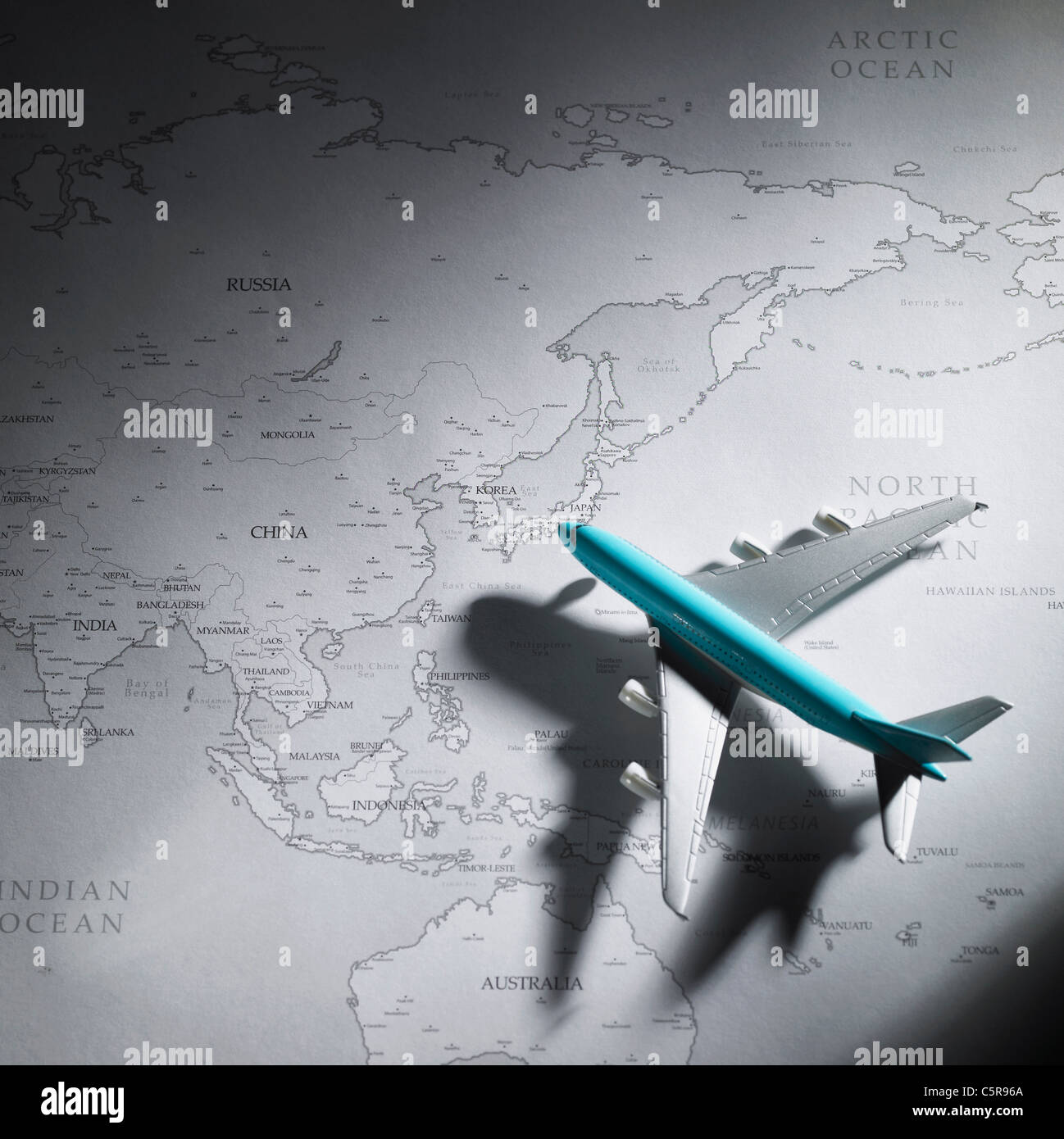 Airplane flight map hi-res stock photography and images - Alamy