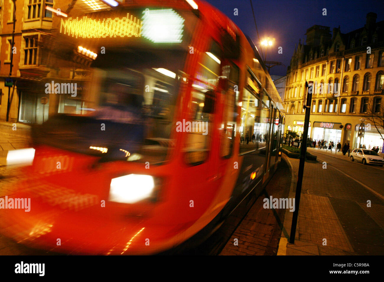 Bus in Sheffield City Centre Stock Photo - Alamy