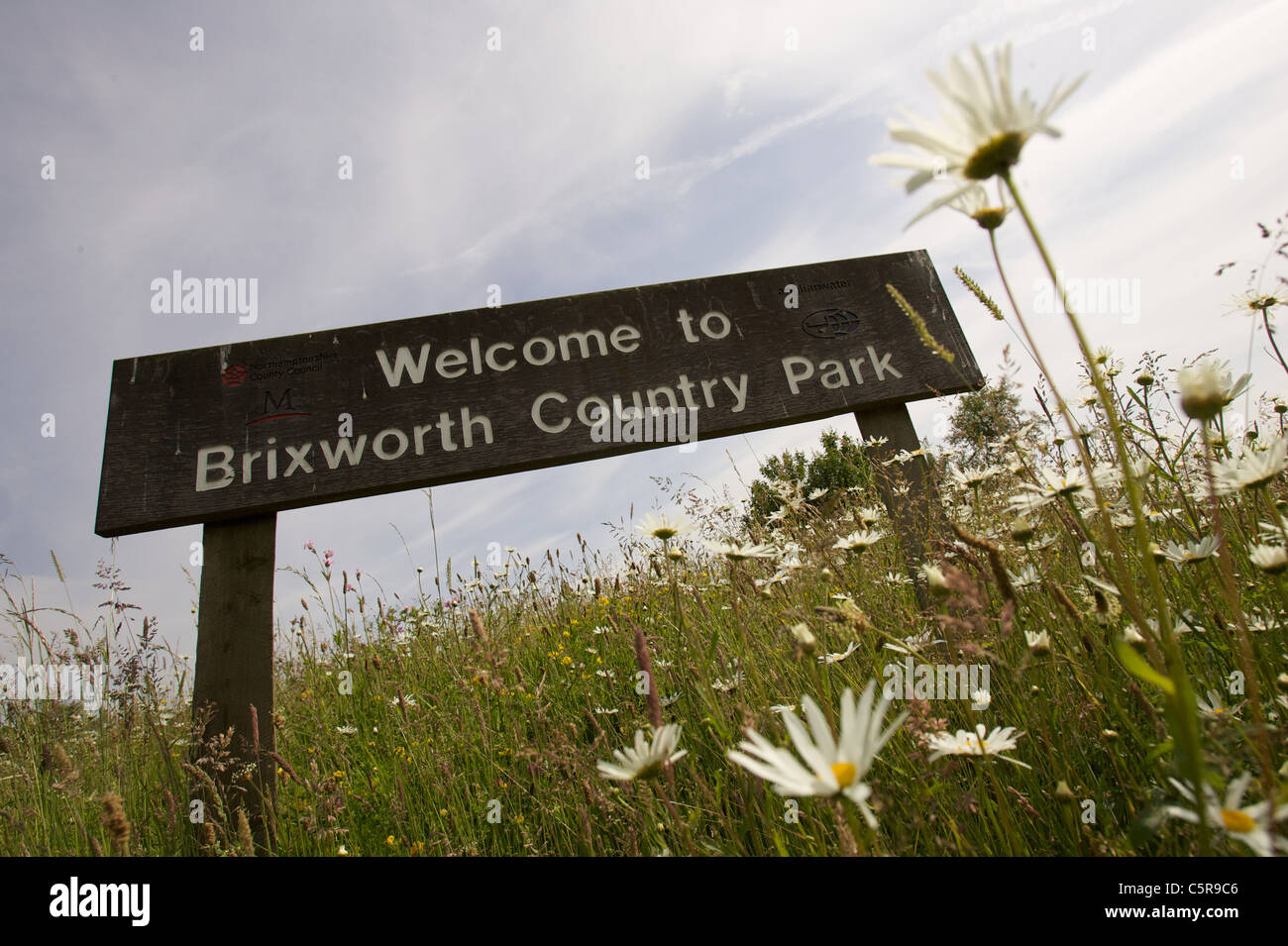 Brixworth country park sign northamptonshire hi-res stock photography ...