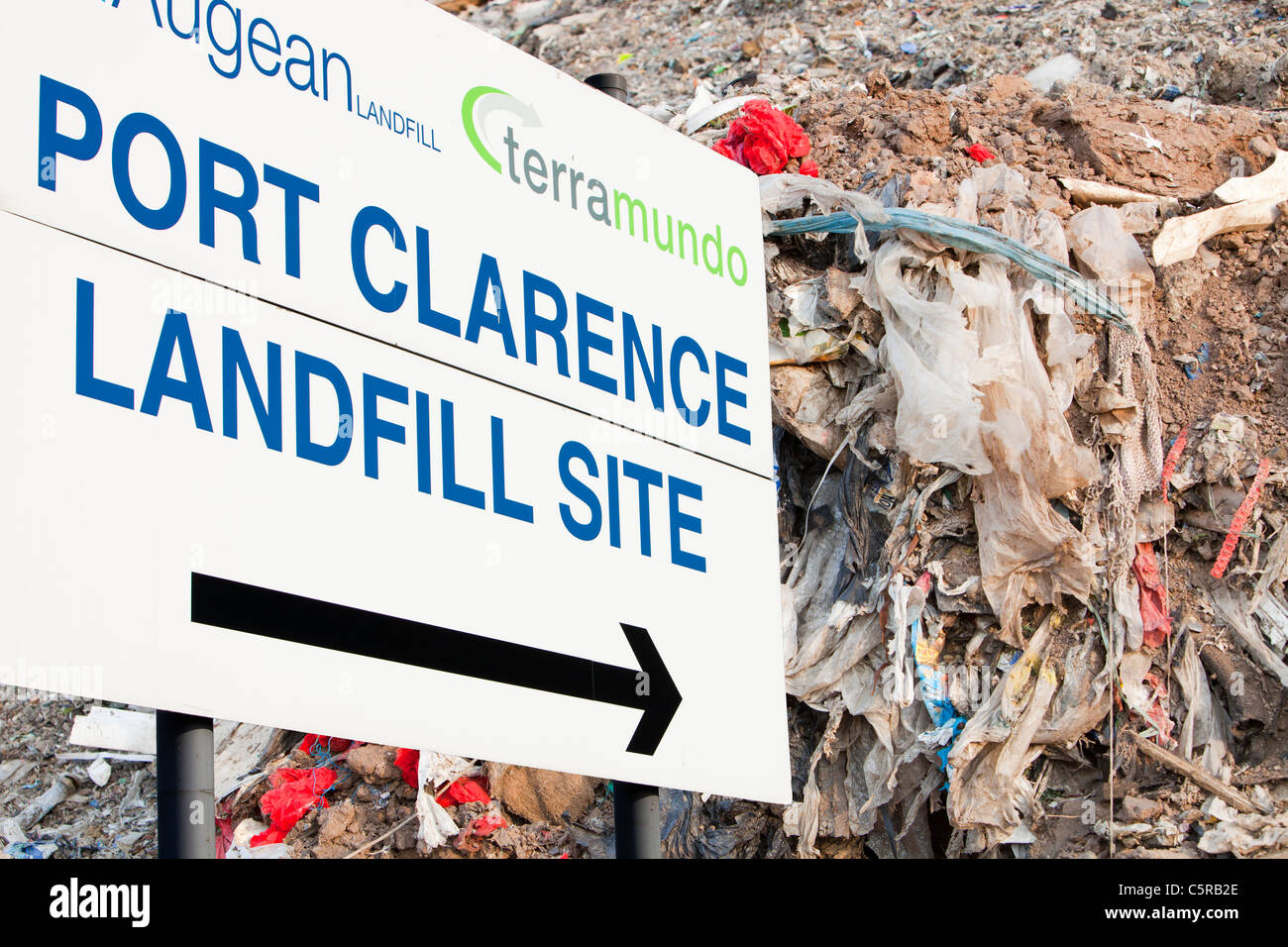 Landfill site industrial in north hi-res stock photography and images ...