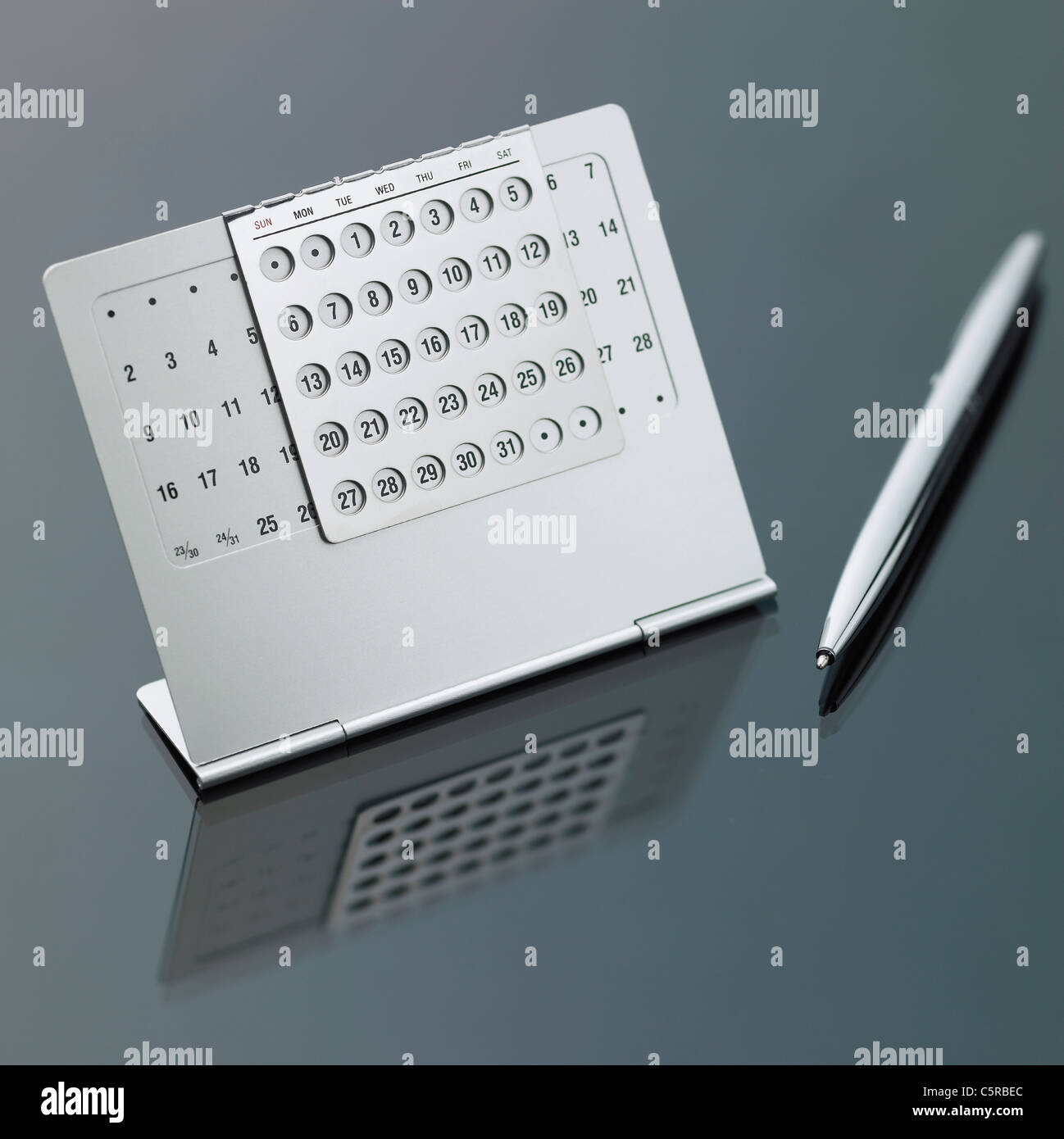 Calendar tools hi-res stock photography and images - Alamy