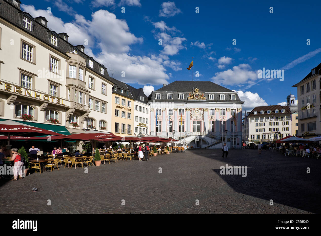 Bonn square hi-res stock photography and images - Alamy