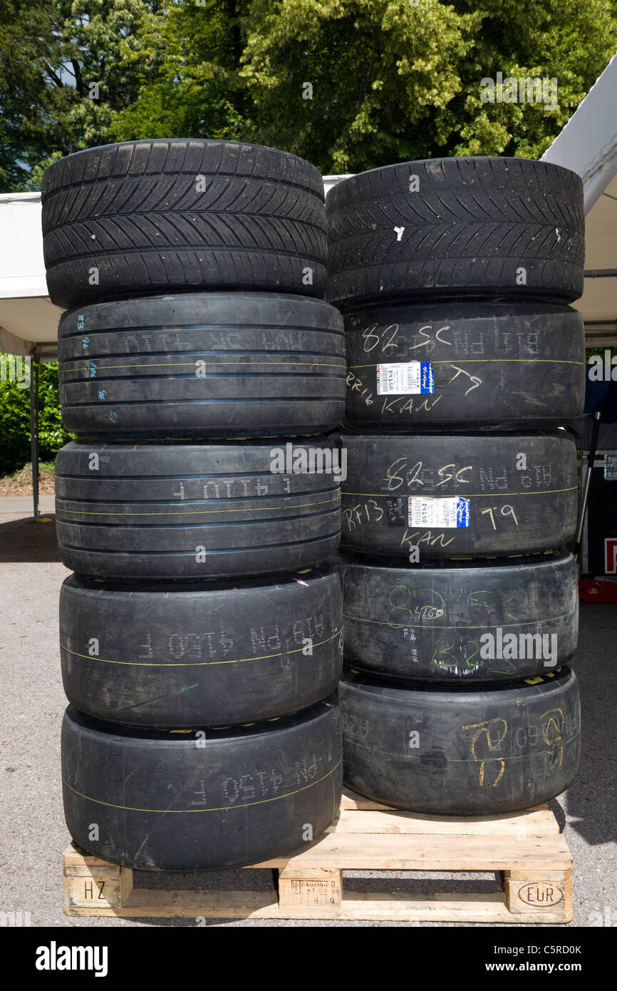 Stacked tyres hi-res stock photography and images - Alamy