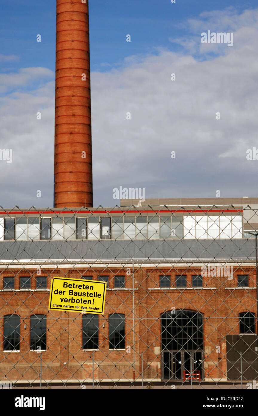 Factory site, Prohibition sign on fence Stock Photo - Alamy