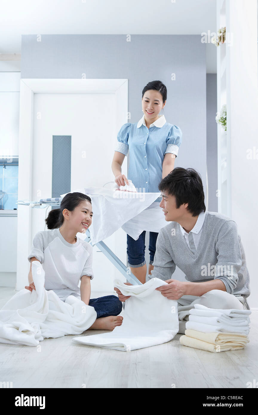 Children doing chores hi-res stock photography and images - Alamy